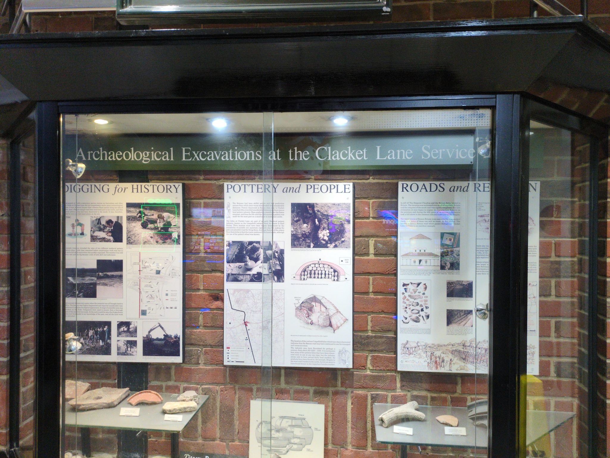 Clacket Lane Services on M25 - Review October 25